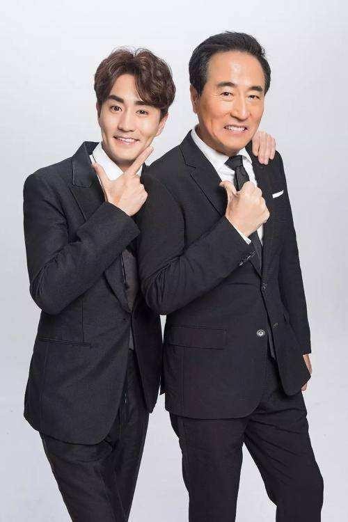 They are father and son! These 6 pairs of celebrities will open your ...