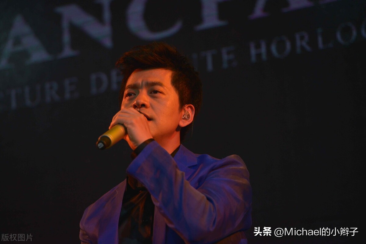 Hu Xia, who became popular in "Those Years", how about her singing ...