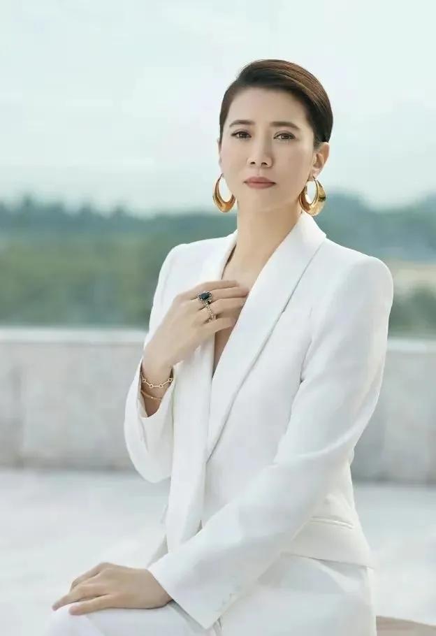 Share pictures——Anita Yuen, the goddess of temperament - iMedia