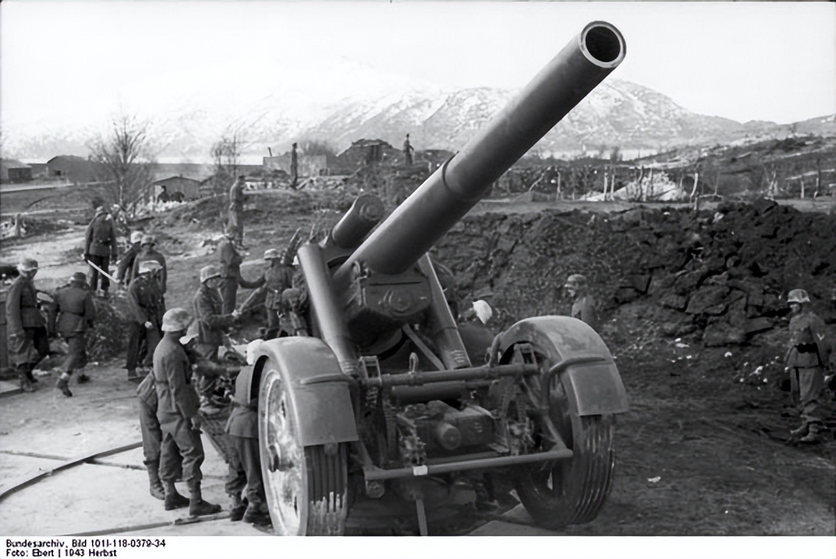 Expensive German boutique cannon - German K18 170mm cannon - iMedia