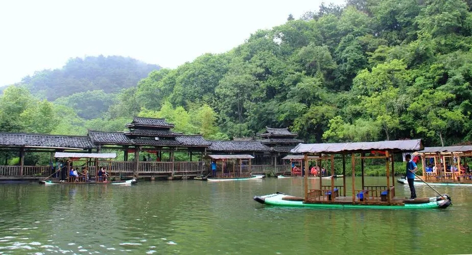 Scenery of Guilin: Raised in the deep mountains and unknown Gudong ...