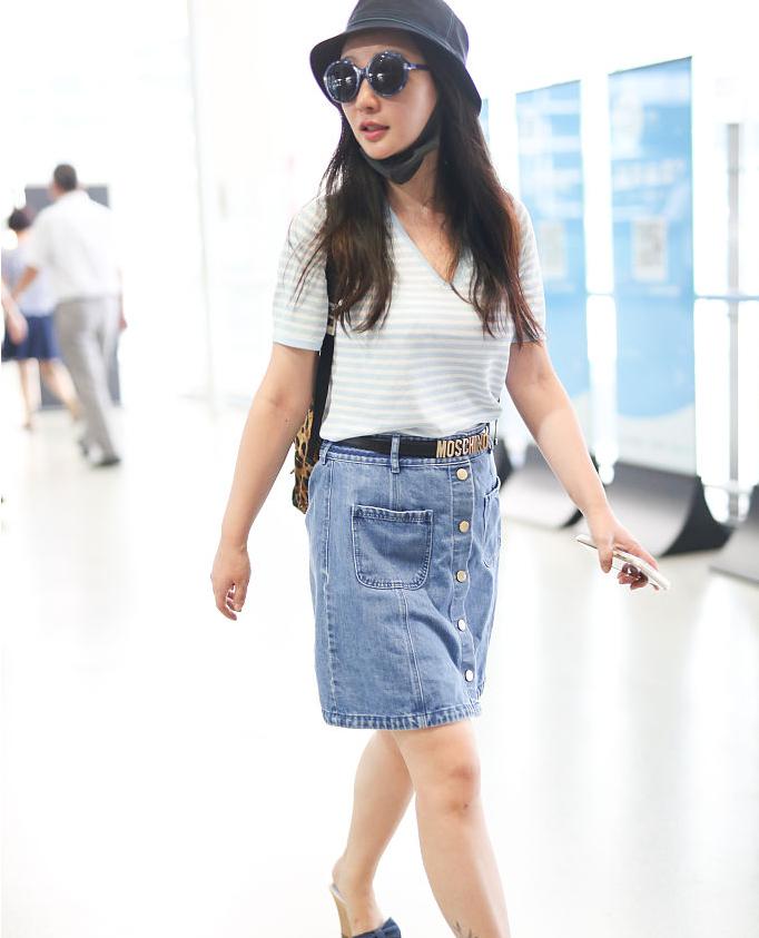 Liu Yan bid farewell to the route of mature women, wearing candied haws ...