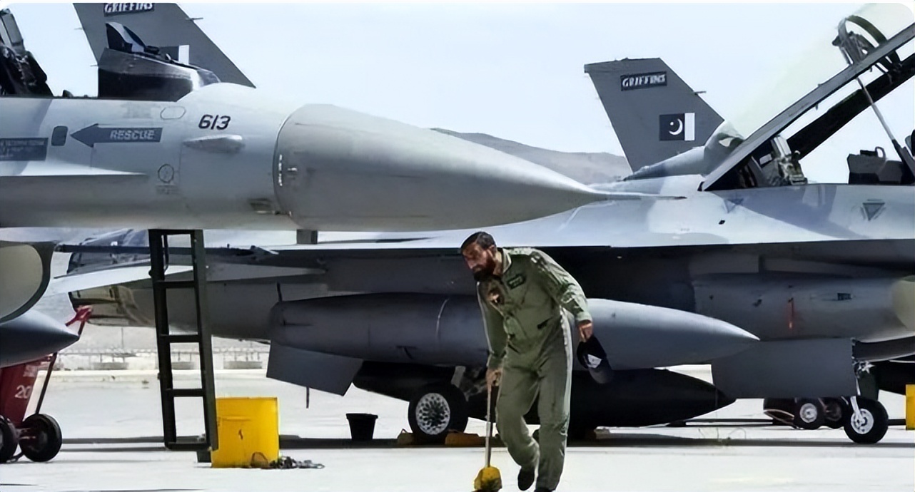 The 3rd generation fighter with the largest output, why can the F16 ...