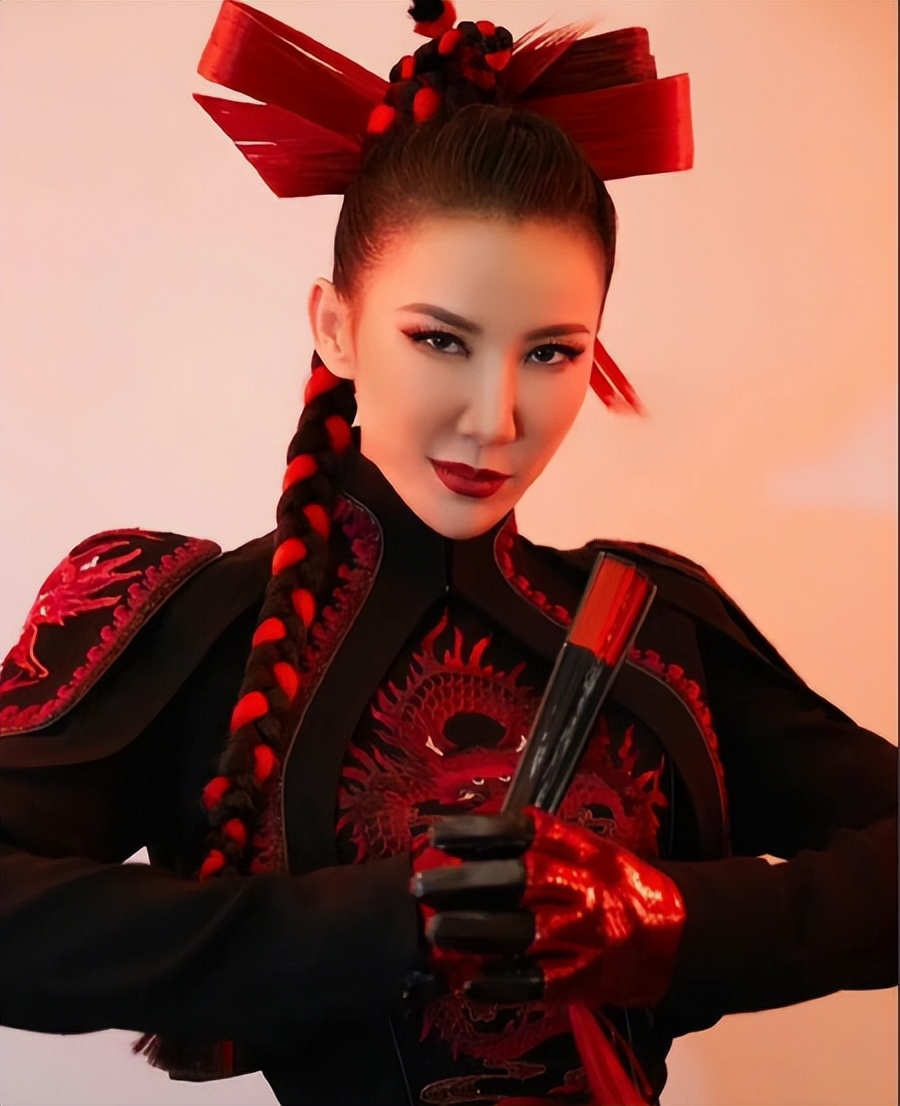 Coco Li Responds to the Recording Controversy of "The Voice of China ...