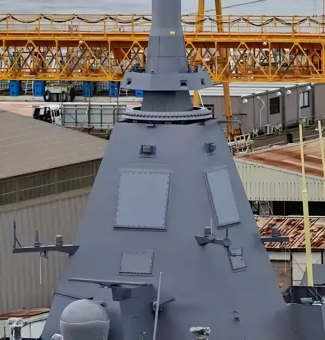 What's in the mast of the most advanced frigate? - iNEWS