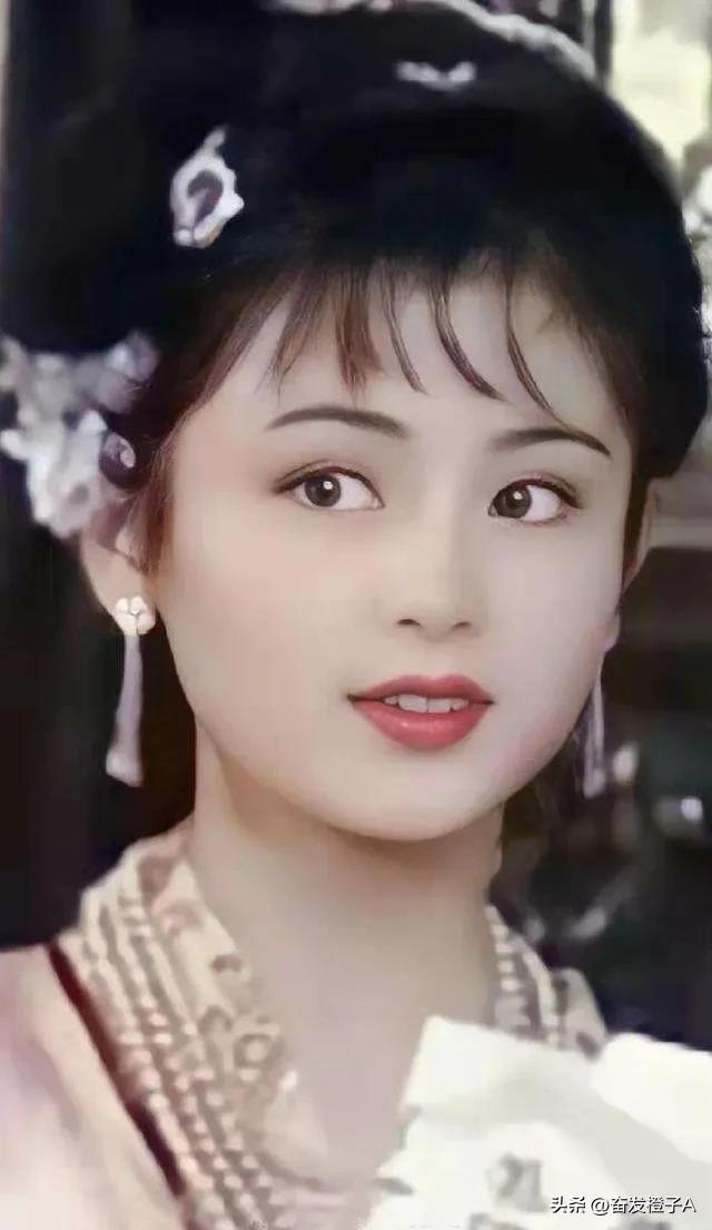 "The No. 1 Beauty in the Mainland" Chen Hong, how beautiful was she ...