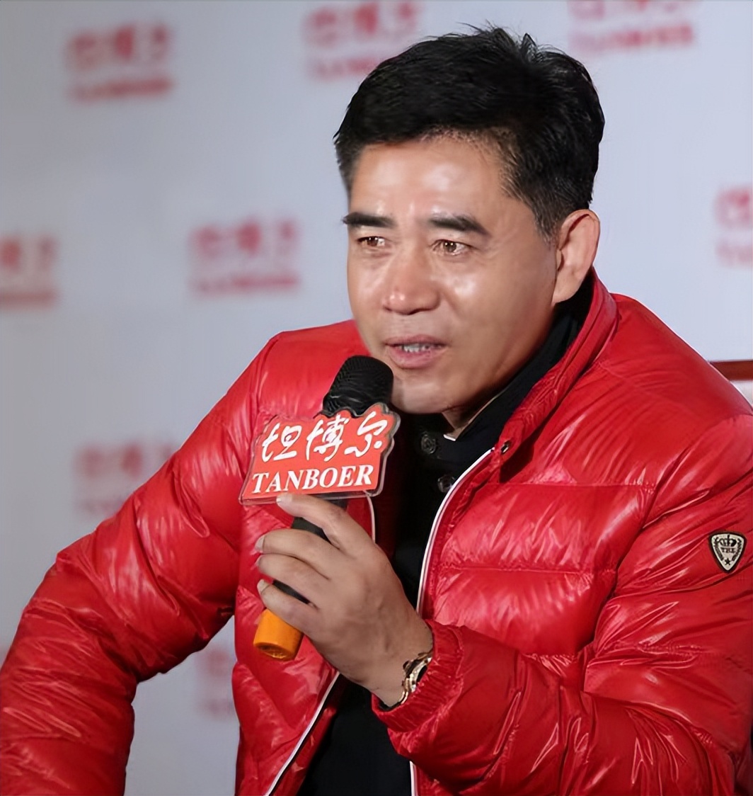 This time, the 67-year-old Chen Baoguo, known as the "play lunatic", made the world look at him ...