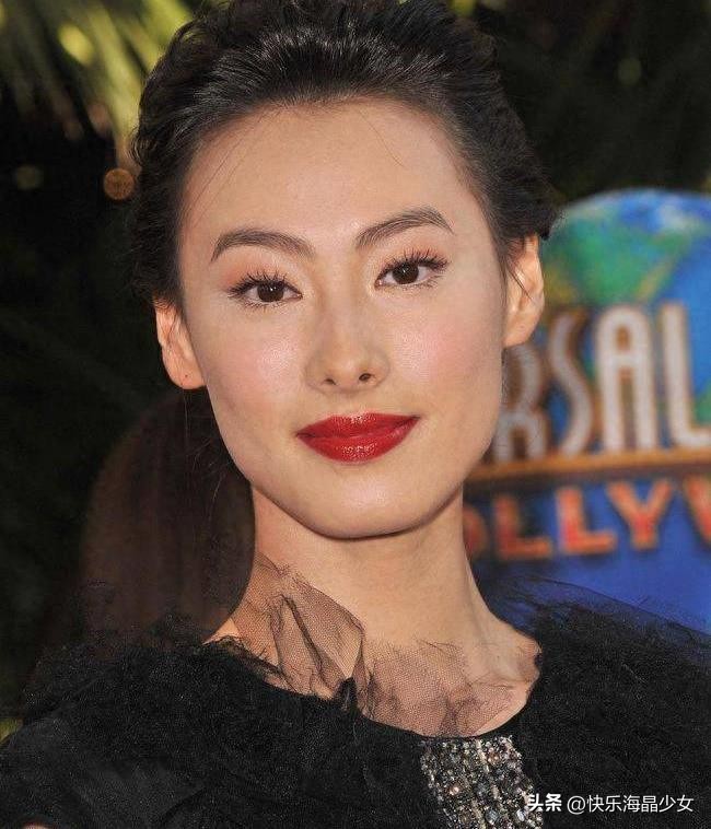 Liang Luoshi officially moved into the Li family and became the hostess ...