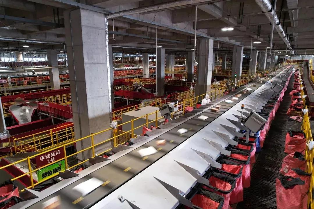 JD Logistics: From Warehousing Center to Express Terminal - iNEWS