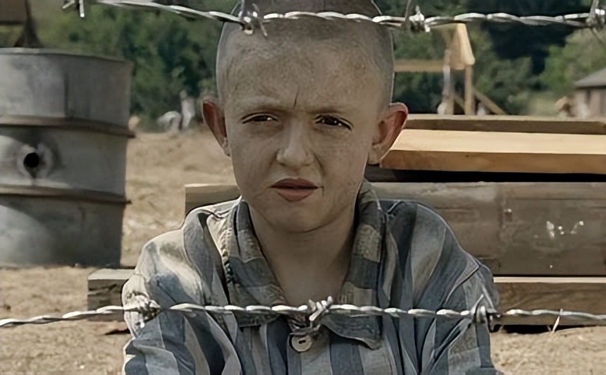 What kind of childhood did the boy in the striped pajamas have before ...