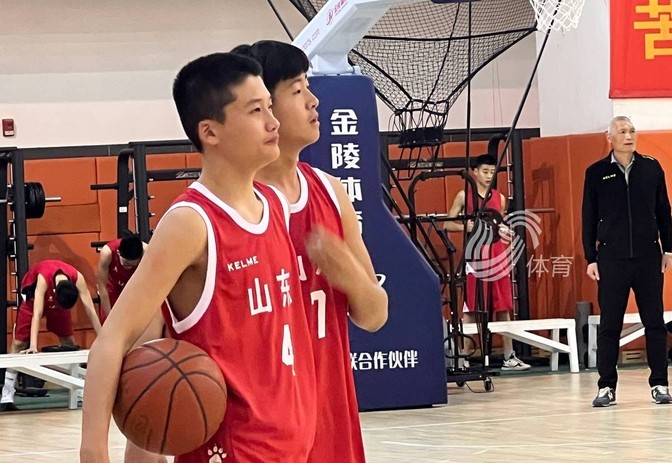 Yang Zexiang is complaining like crazy! 3 games in 7 days, the players ...