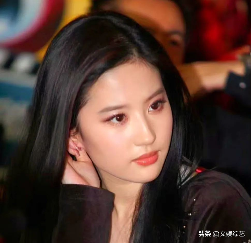 How did Liu Yifei offend Zhu Yilong, and why did he attract attacks ...