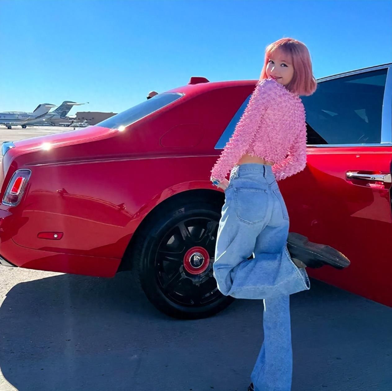 Lisa finally made her long-awaited Crazy Horse performance - iMedia
