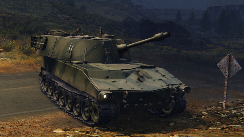 American M108 105mm self-propelled gun that participated in the Vietnam ...