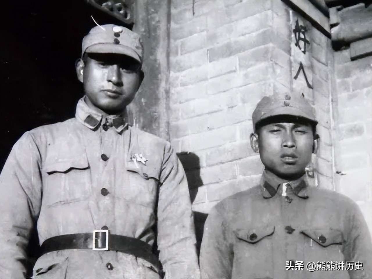 The precious photo of the two tiger generals in the war years, they are ...