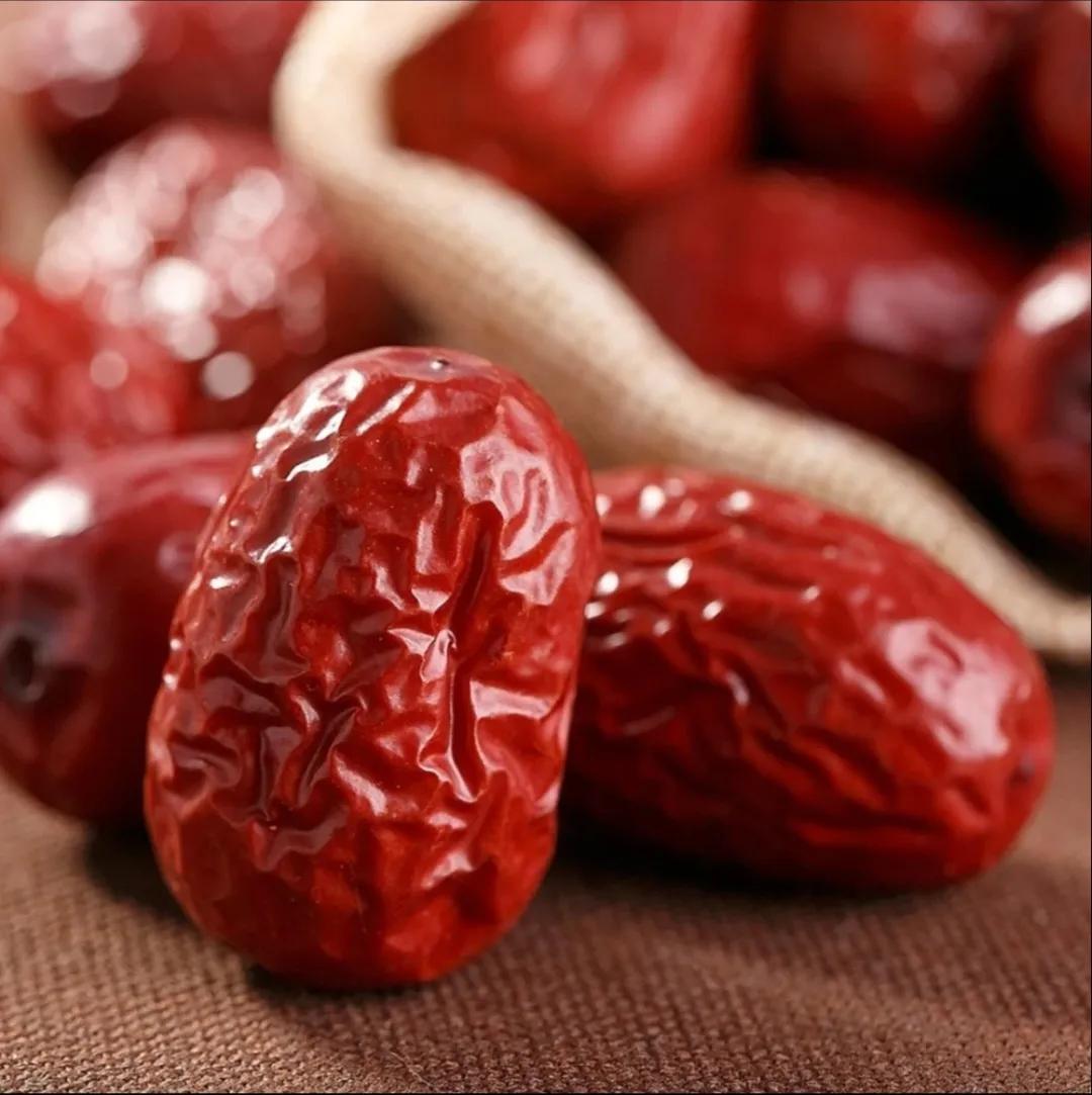 Xinjiang · Ruoqiang gray jujube - iNEWS