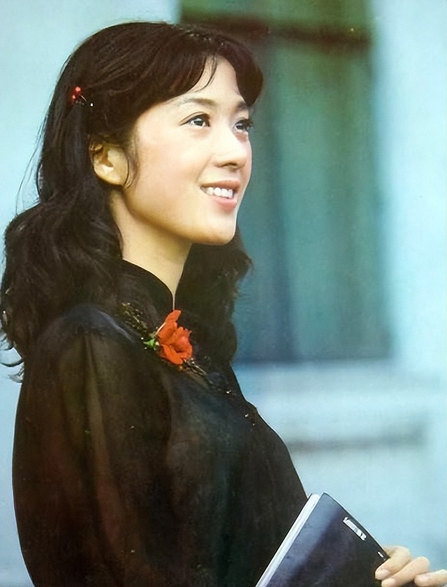 37 years ago, the "cover goddess" Gong Xue, who retired due to the ...