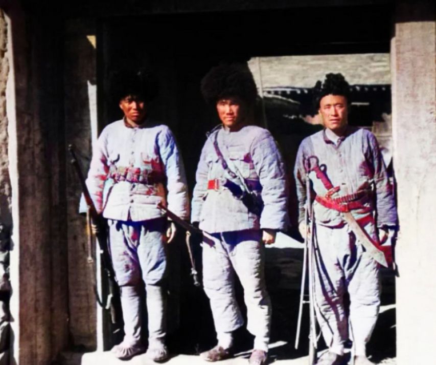 In 1952, Ma Jiajun rebelled, and Mr. Peng, who was ill, ordered Liao ...