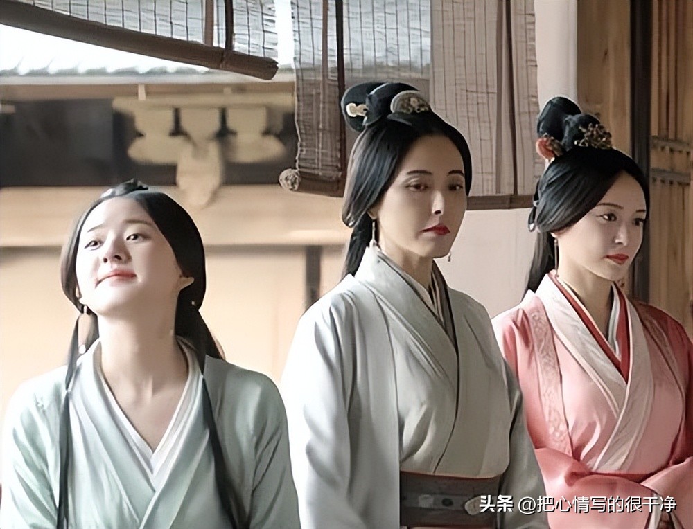 Don't underestimate the middle-aged characters in "The Splendid Stars ...