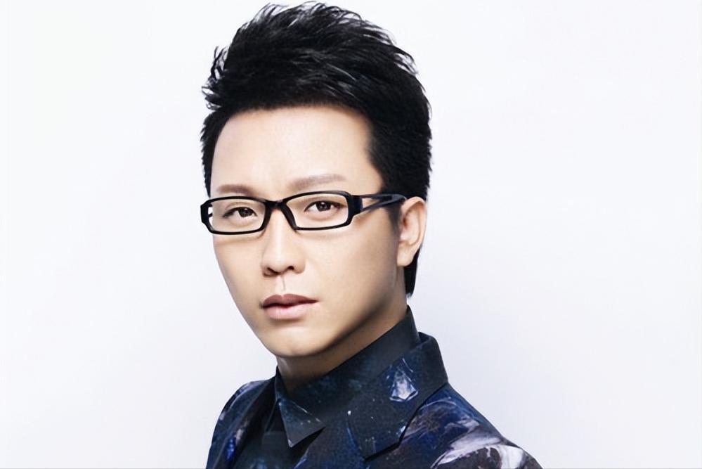 Fei Yuqing, the gentle brother, and Li Yugang, who are both tough and ...