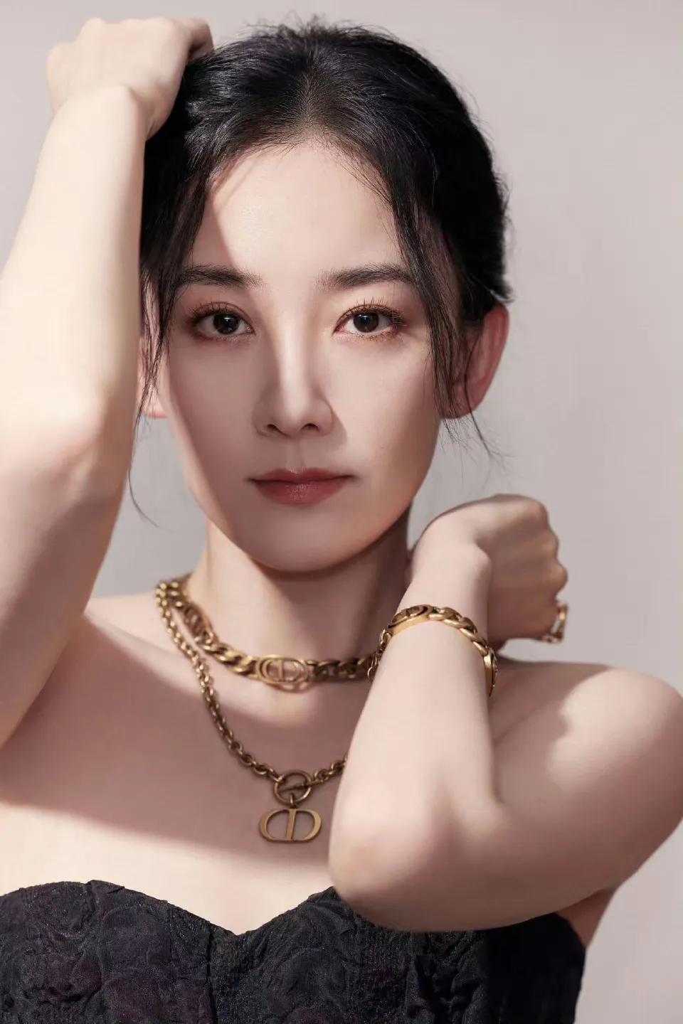 6.12 Atlas Guan Xiaotong Li Landi Zhu Yan Manzi Yuan Shanshan Luo ...