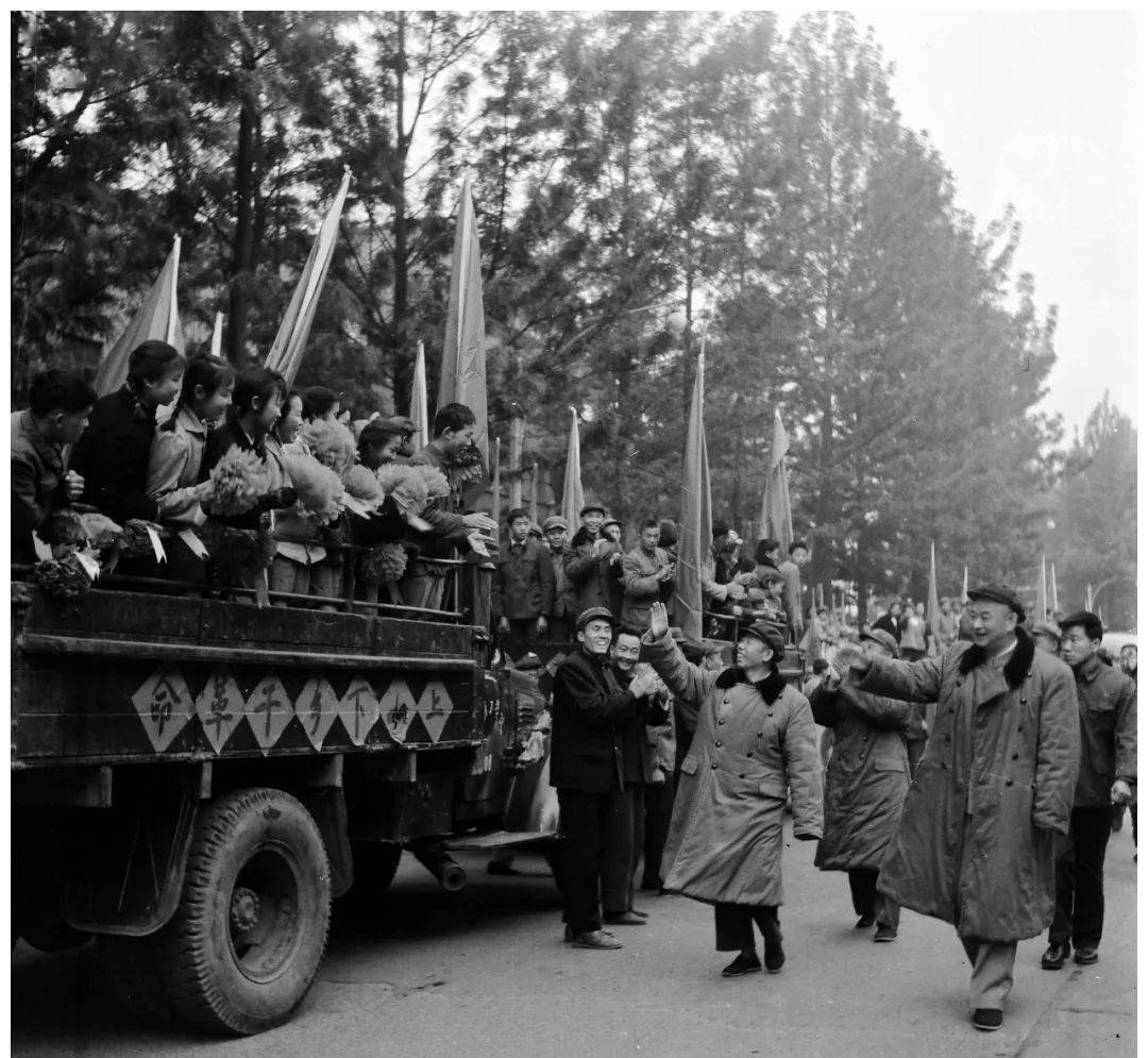 The Fourth Corps marched into Yunnan, Guo Tianmin said to Chen Geng ...