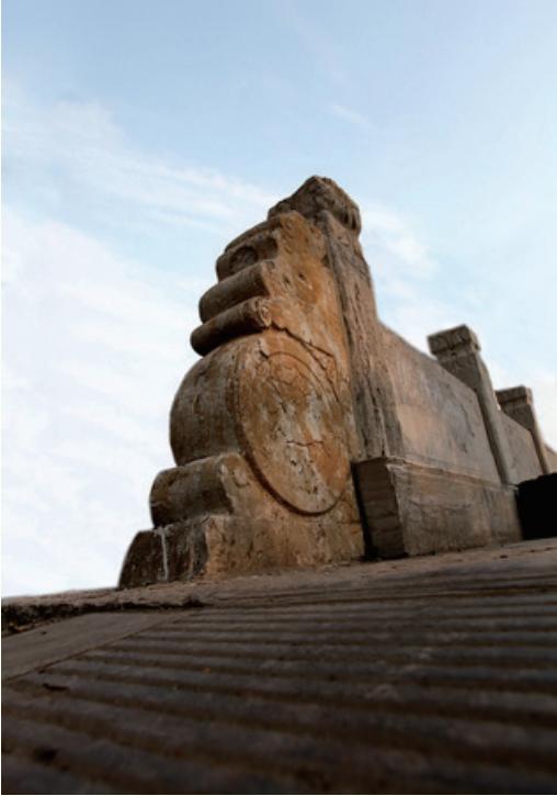 On the Dashiqiao Wangxian Bridge, the God of Mount Tai saves all living ...