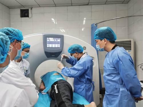 The clinical value of CT-guided needle biopsy of spinal lesions - iNEWS