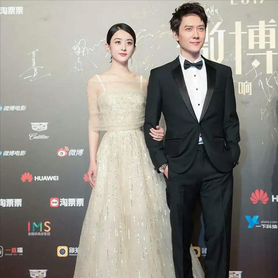 Feng Shaofeng's new love affair is exposed, the woman looks like Zhao ...