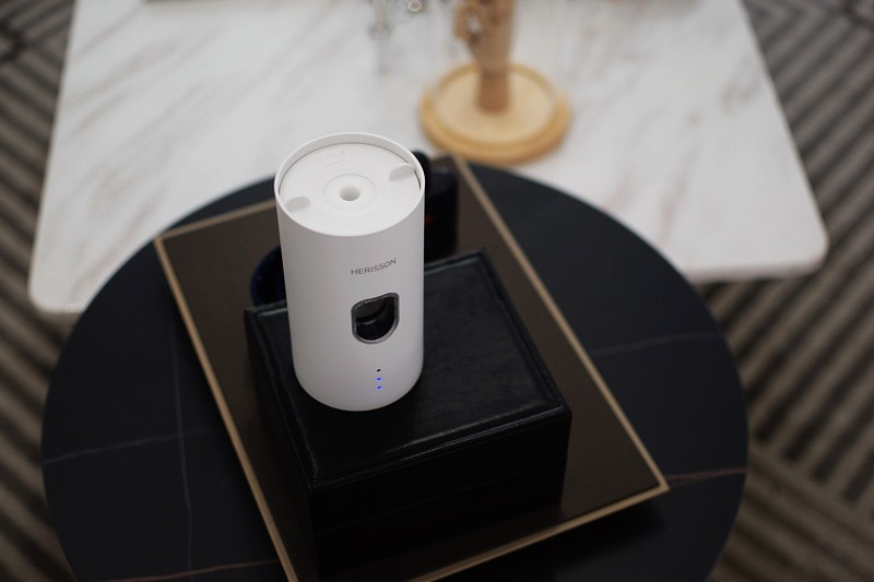 Smart home automatic induction. Three-speed adjustment small hedgehog ...