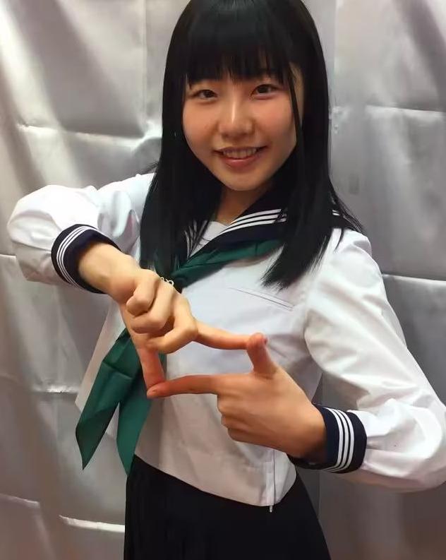 Japanese female artist Eimi Fukada in 1998, from an ordinary girl to a ...