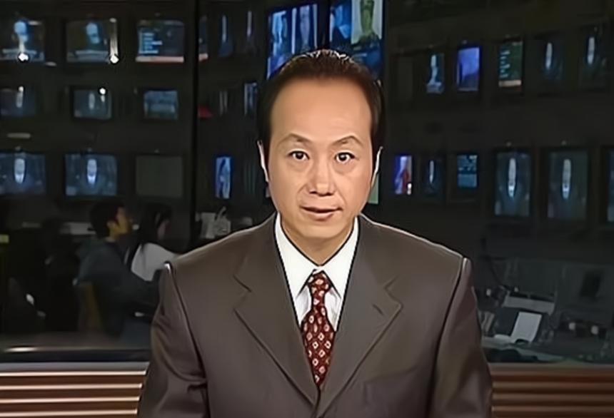 Luo Jing passed away 13 years ago. His wife, who wept bitterly for him ...