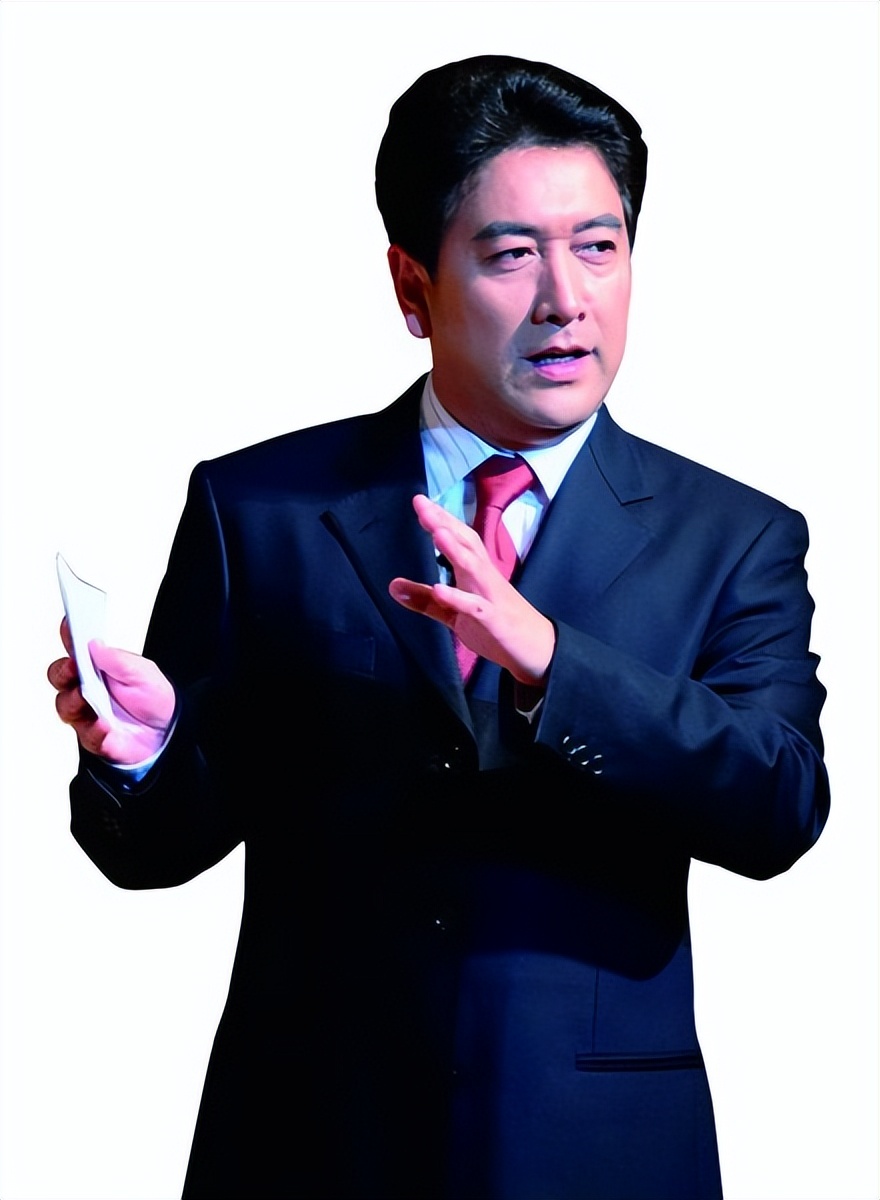 Shui Junyi, who "abandoned his paralyzed wife" and turned to marry a ...