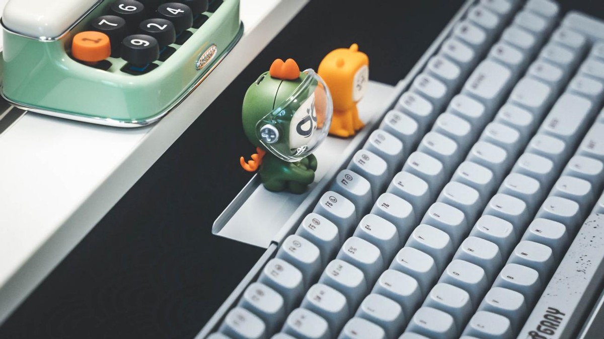 Lofree can always bring you new surprises, Xiaoqiao cement gray 100-key ...