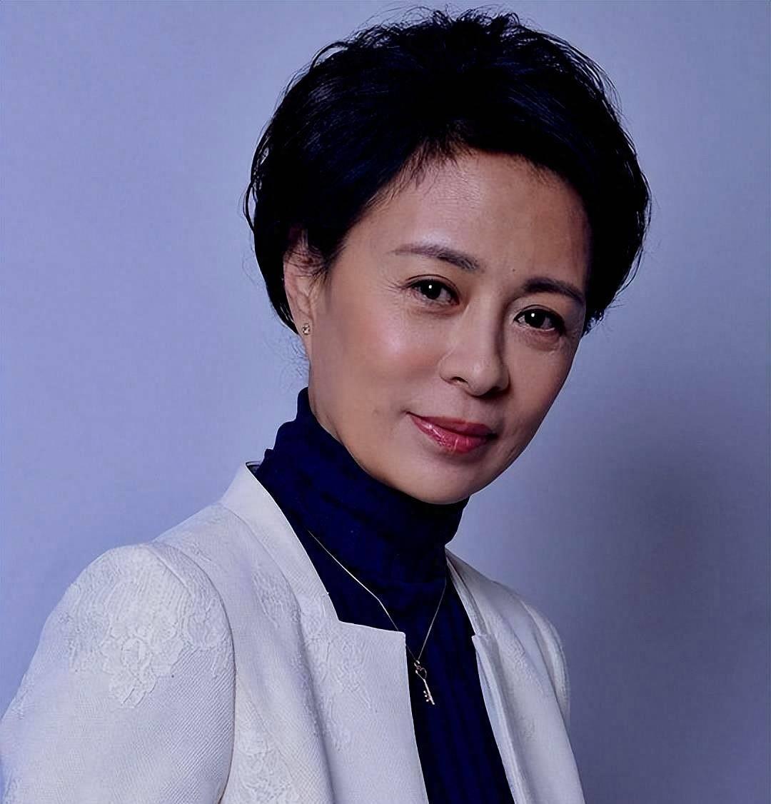 She is a national first-class actress. She has been acting for more ...