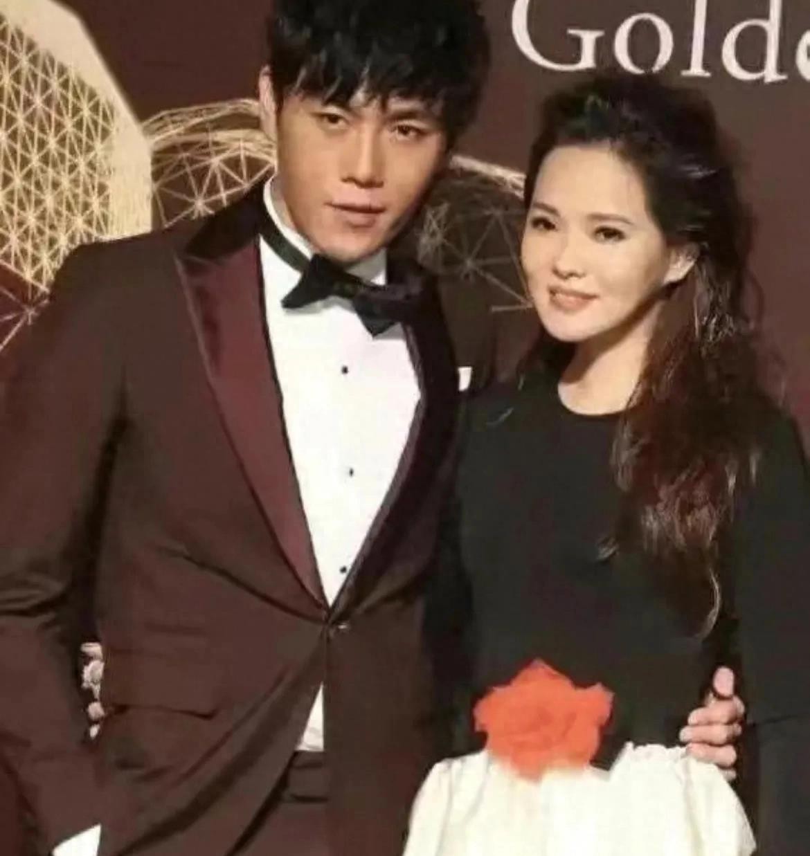 Marriage exposed! Yi Nengjing's post late at night made people burst into tears, and Qin Hao's ...