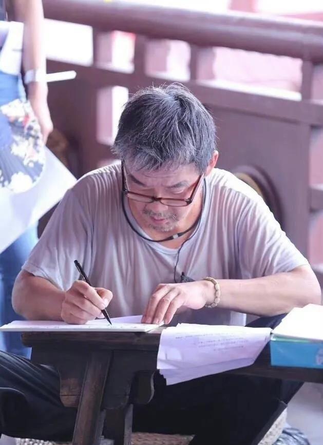 Li Liqun's married life revealed: spending his life with his wife, a ...