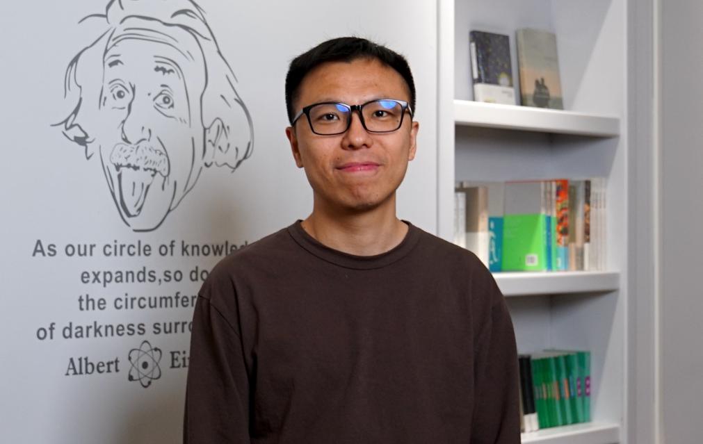 [Moses on the Plain], a brain fog of fog drama - iNEWS