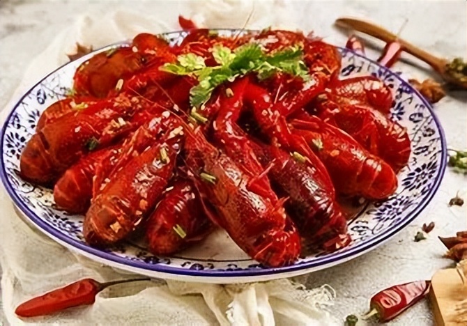 Spicy Crayfish - iNEWS