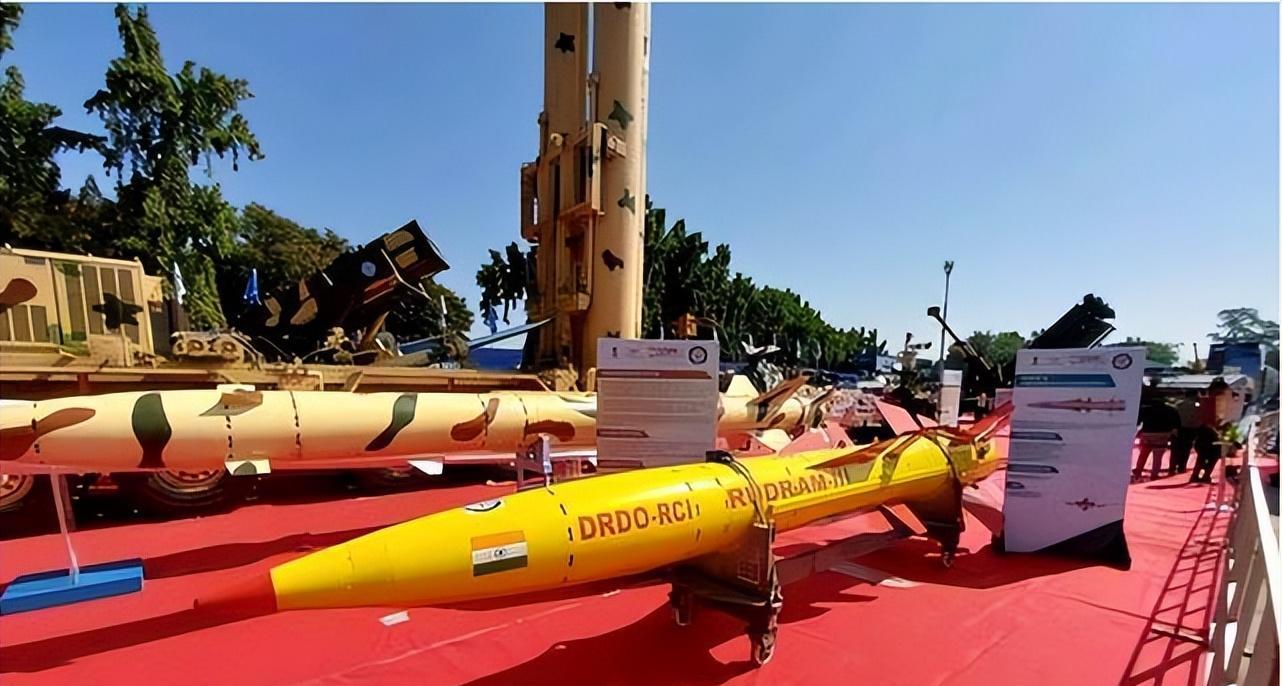 Exploding China's S400, India's anti-radiation missile test-fired ...