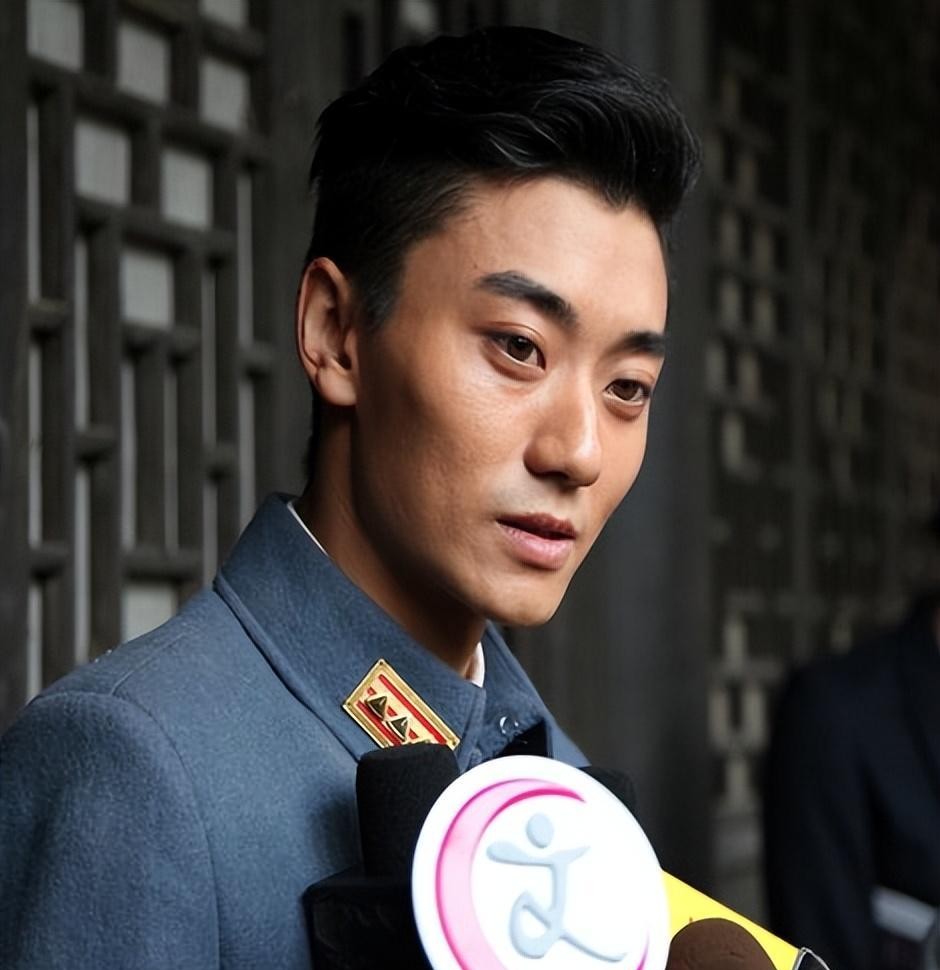 Chen Baoguo's son Chen Yicheng: He has not been popular in the industry for 12 years, but now it ...