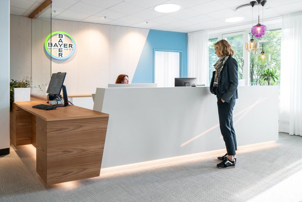 Appreciation of the office space design of the Bayer headquarters in ...