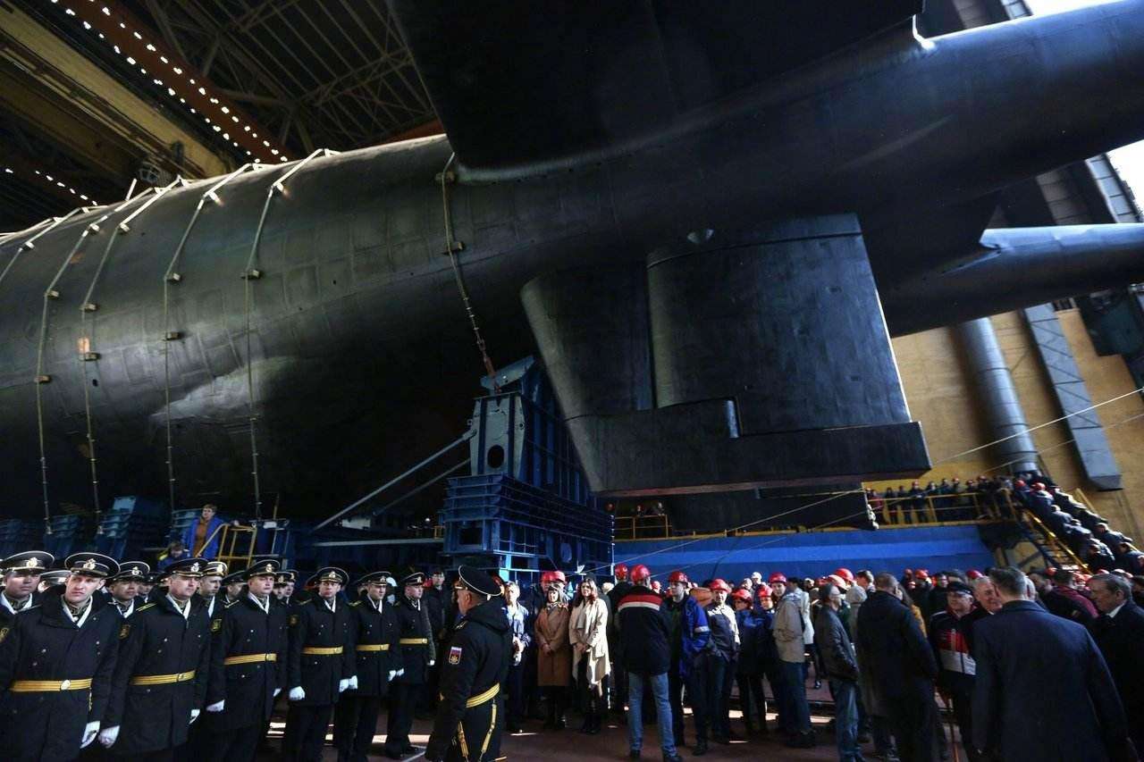 The world's largest nuclear submarine, Russia's "Belgorod" is in ...