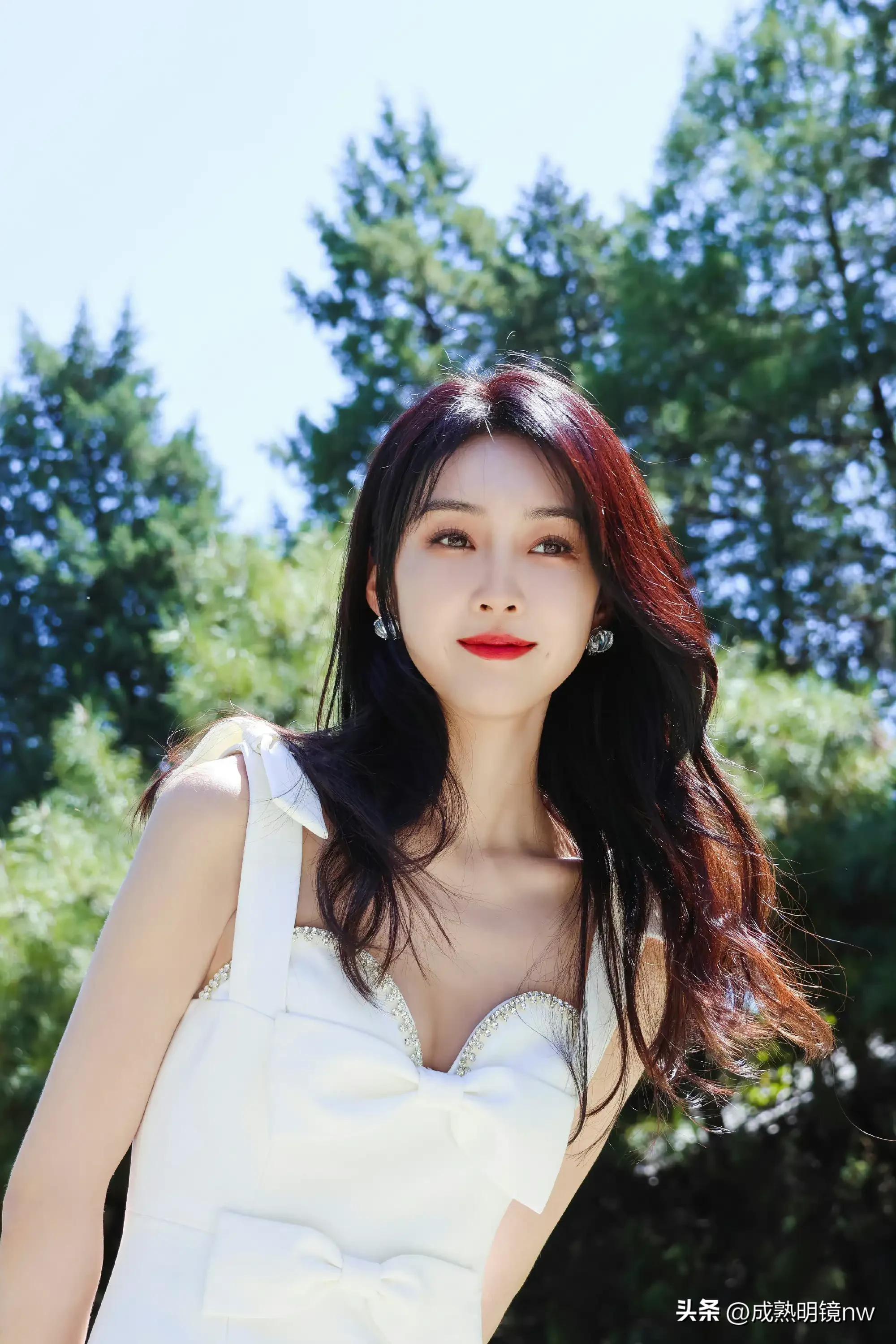 Fresh and beautiful Xuan Lu, sweet and lovely photo - iNEWS