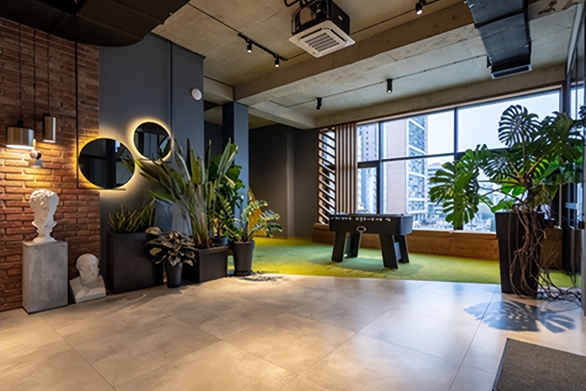 To offset the remaining empty walls provide recessed lighting to ...