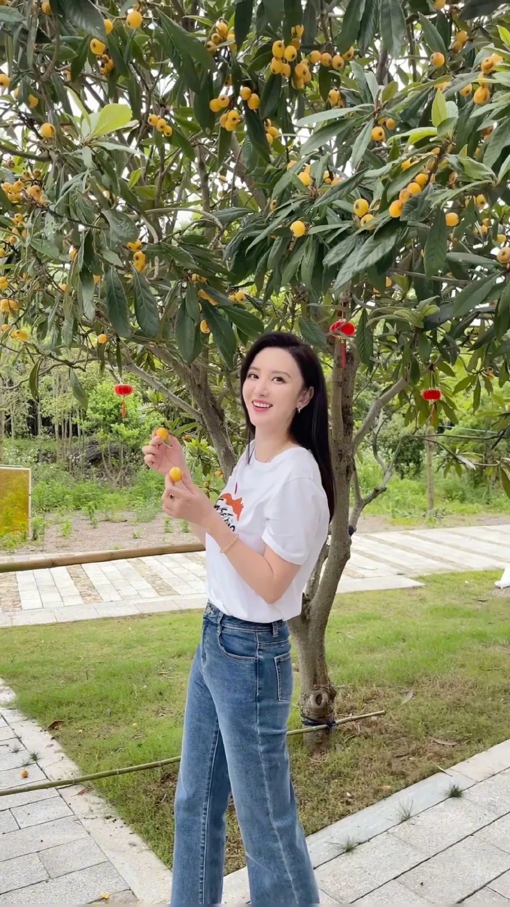 Liu Shishi brought her husband into the group?Pan Yueming brought his ...