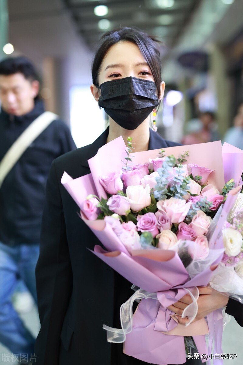 Explain in detail why Meng Meiqi, who is already "cool", can still ...