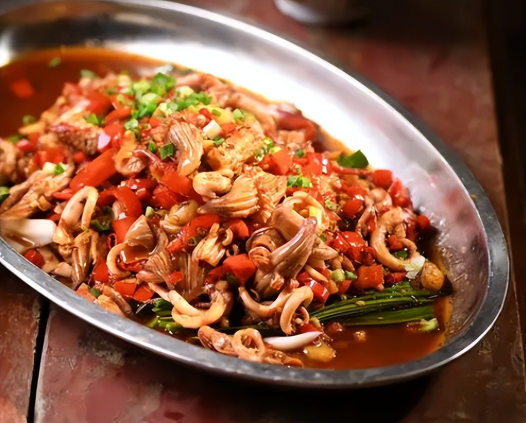 Delicious Hunan cuisine is one of the traditional Chinese cuisines - iMedia