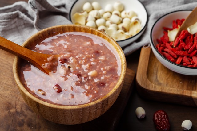 How to make delicious eight-treasure porridge - iNEWS