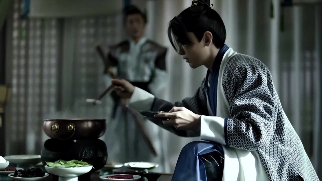 Trapped actors to the point of eating stinky meat! How chaotic the ...